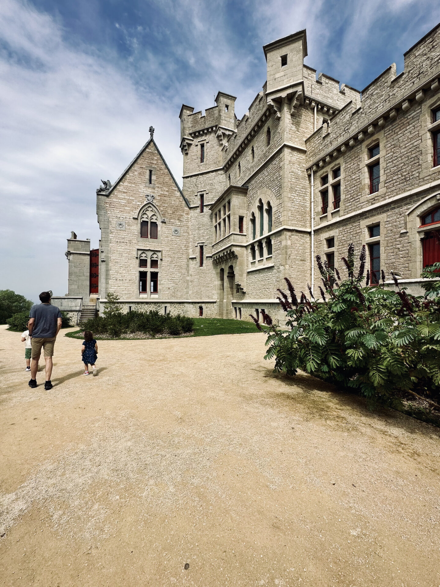 Le château-observatoire Abbadia : un château insolite dans le Pays ...